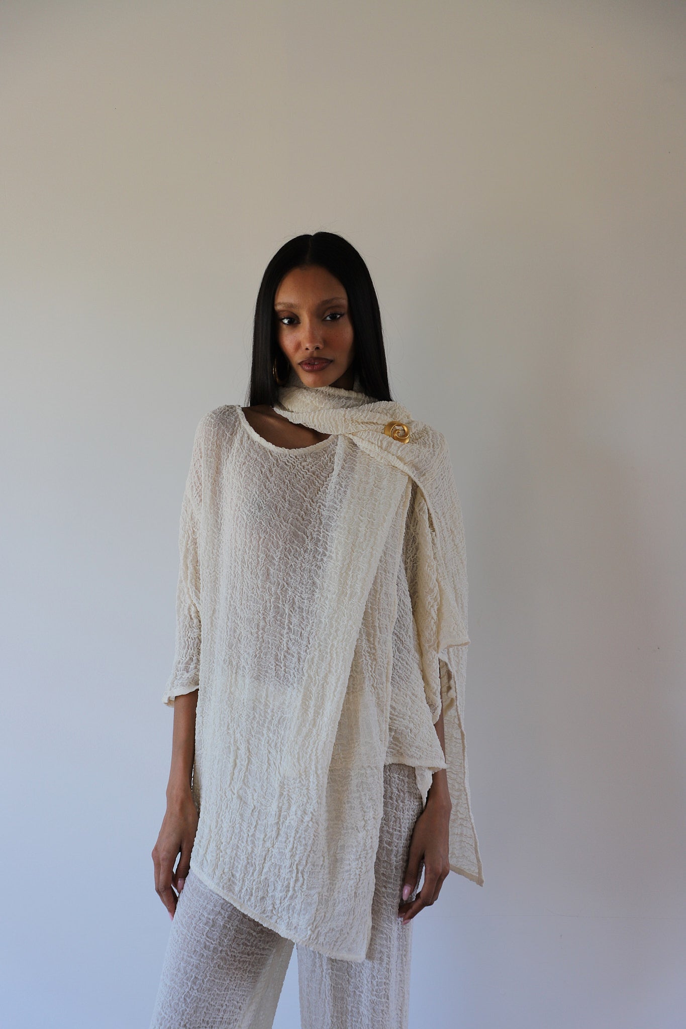 LIVIA TOP CREAM – SAVANNAH MORROW